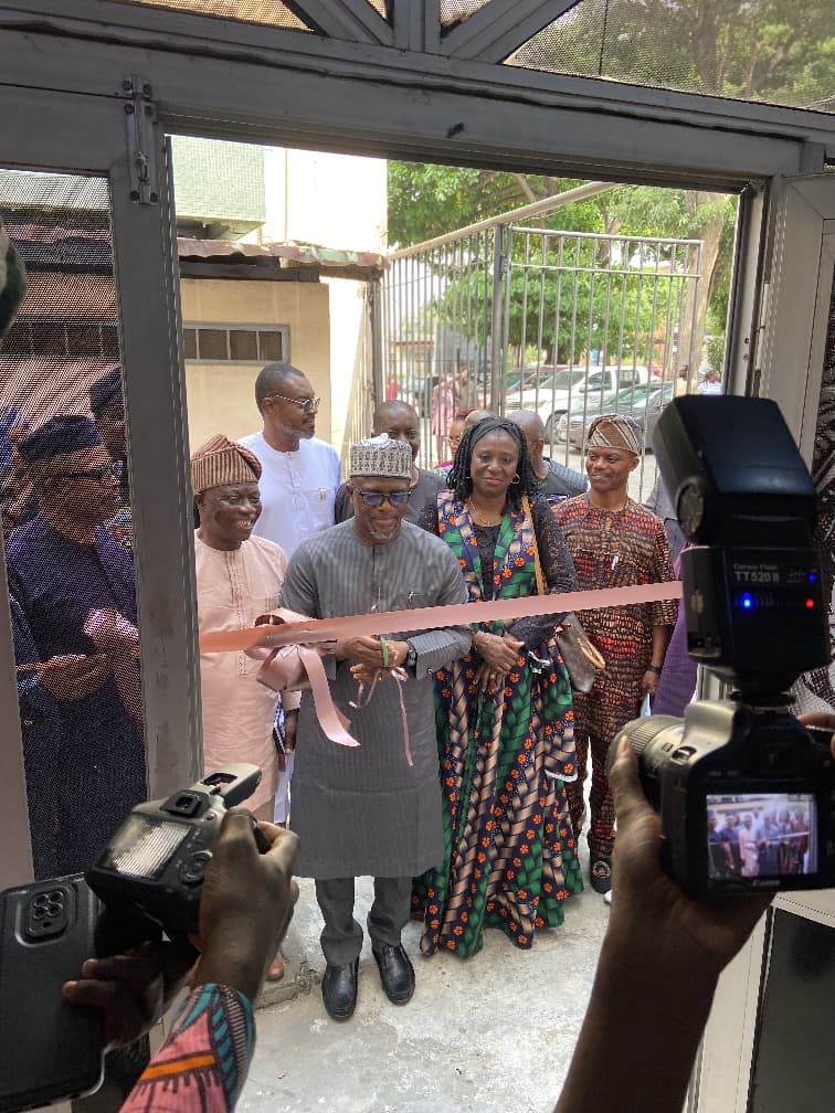 Explicit Comms CEO Donates PRAD Lab To UNILAG Faculty Of Media And ...